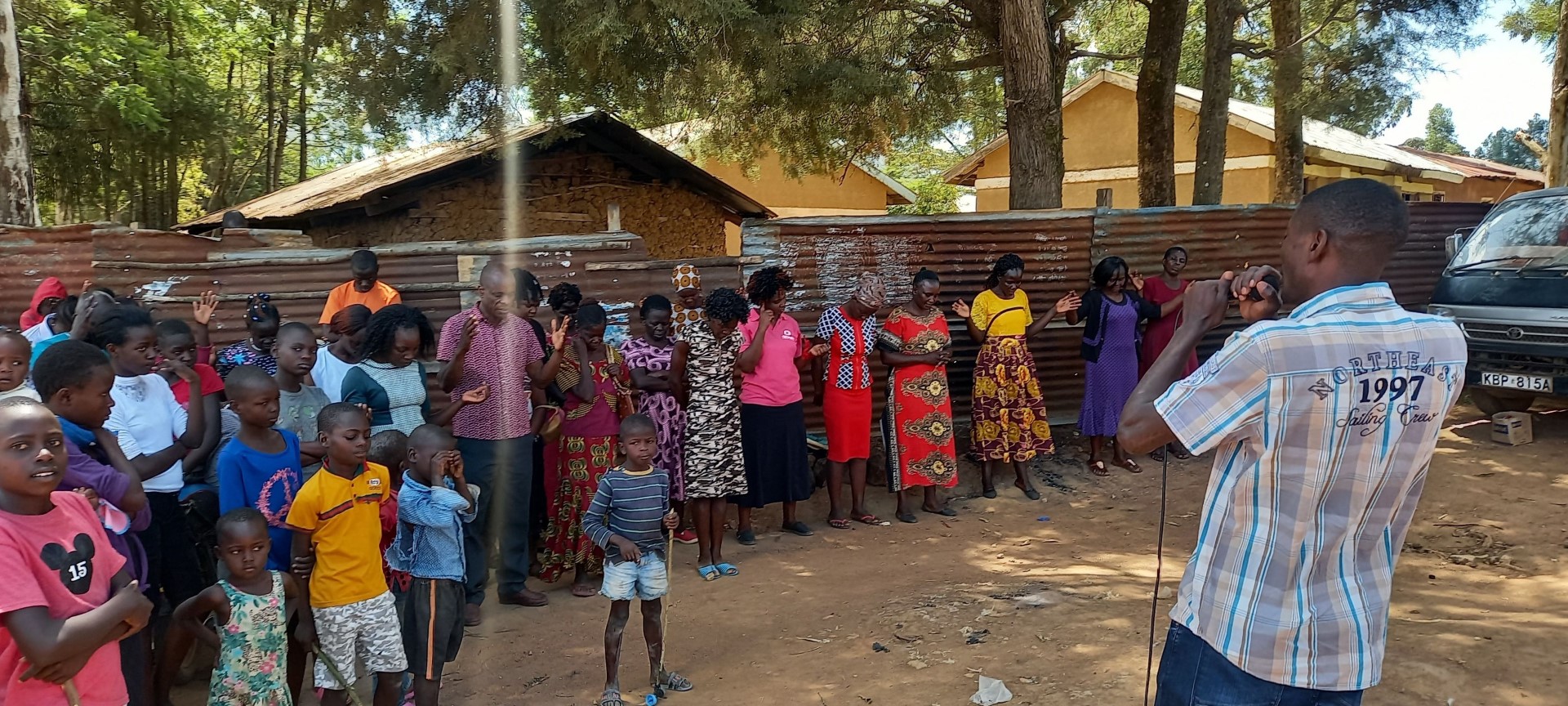 Sharing Jesus in Kenya – The Light of the Nations International Ministries